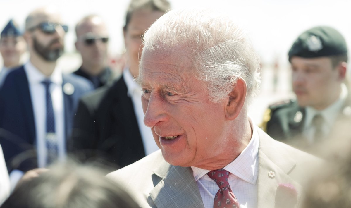 Britų karalius Karolis III karūnavimo proga gavo „Rolls-Royce ...