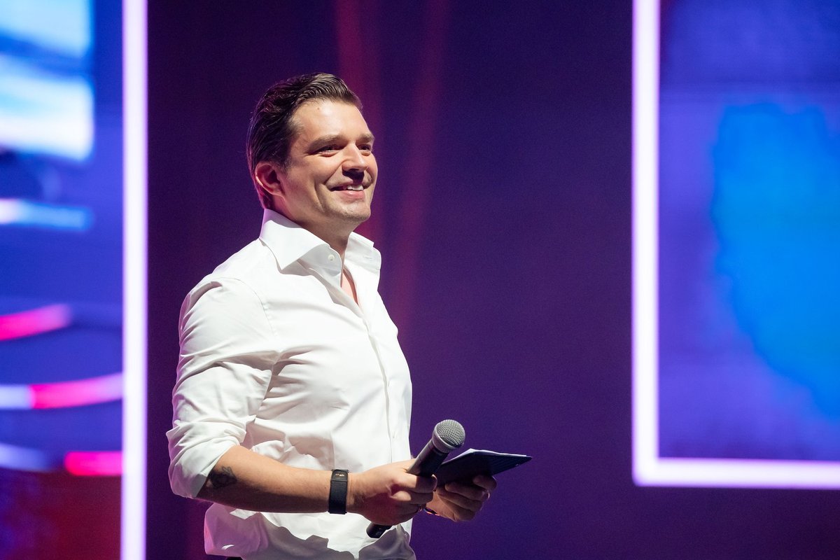 Baigęs muzikinę karjerą, Jonas Nainys jau žino, kokią kitą profesiją ...