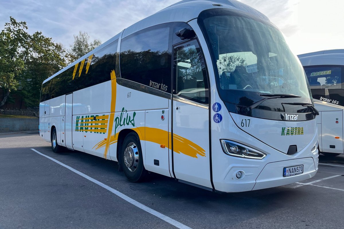 Autobusuose „Kautra“ – naujovė atsiskaitant už bilietus - Delfi verslas