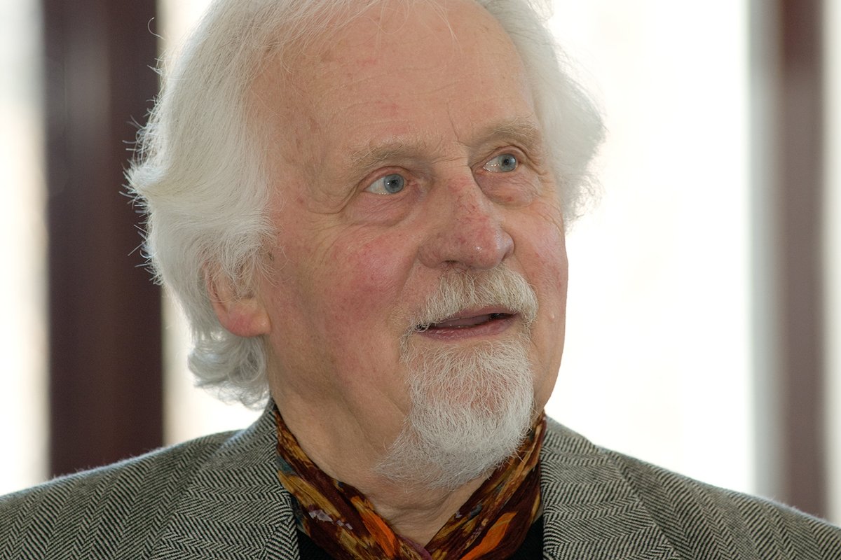 Mirė kompozitorius ir dirigentas Vytautas Juozapaitis - Delfi kultūra