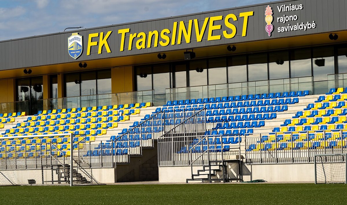 Vilniaus rajone – 1500 vietų „TransINVEST“ stadionas - Delfi sportas