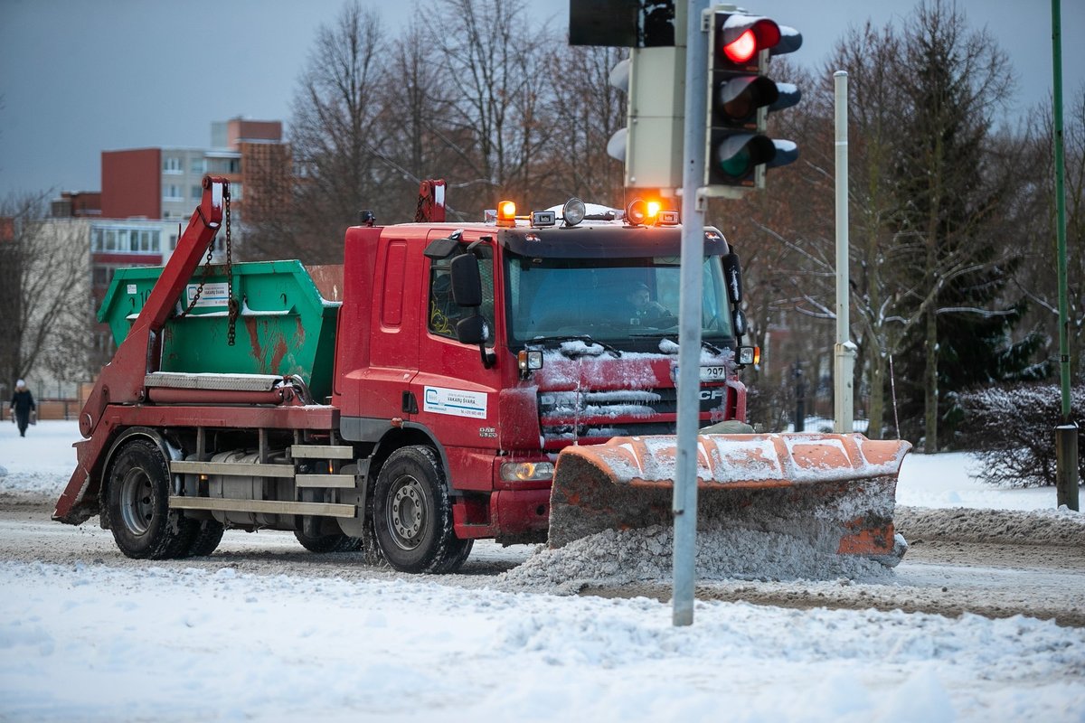Klaipėdos meras įspėjo sniego valytojus: laikas tiksi - Delfi verslas