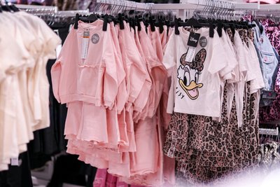 „Sinsay“ startas „Outlet Park“ rodo didelį prekybininko potencialą: kviečia pirkėjus įsitikinti ...