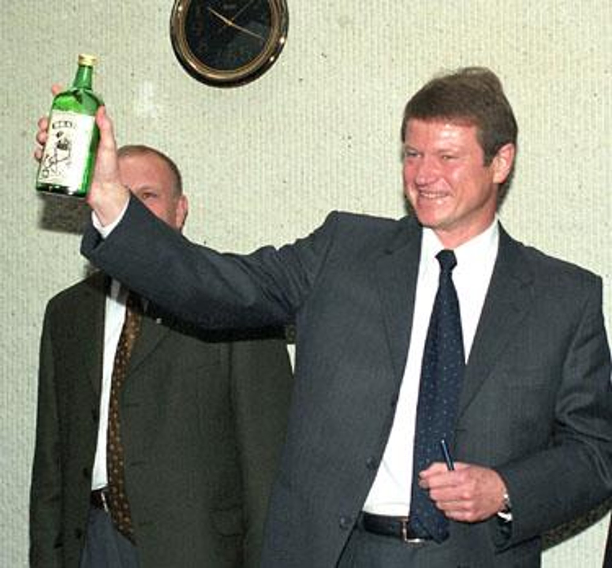 Atostogaujantis R.Paksas švenčia 47-ąjį gimtadienį - Delfi