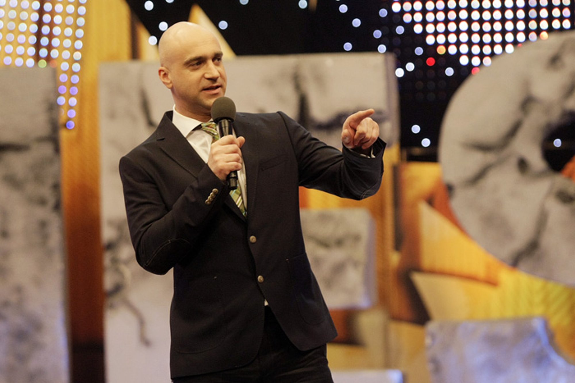 Algis Ramanauskas debiutuoja naujoje laidoje - Delfi veidai