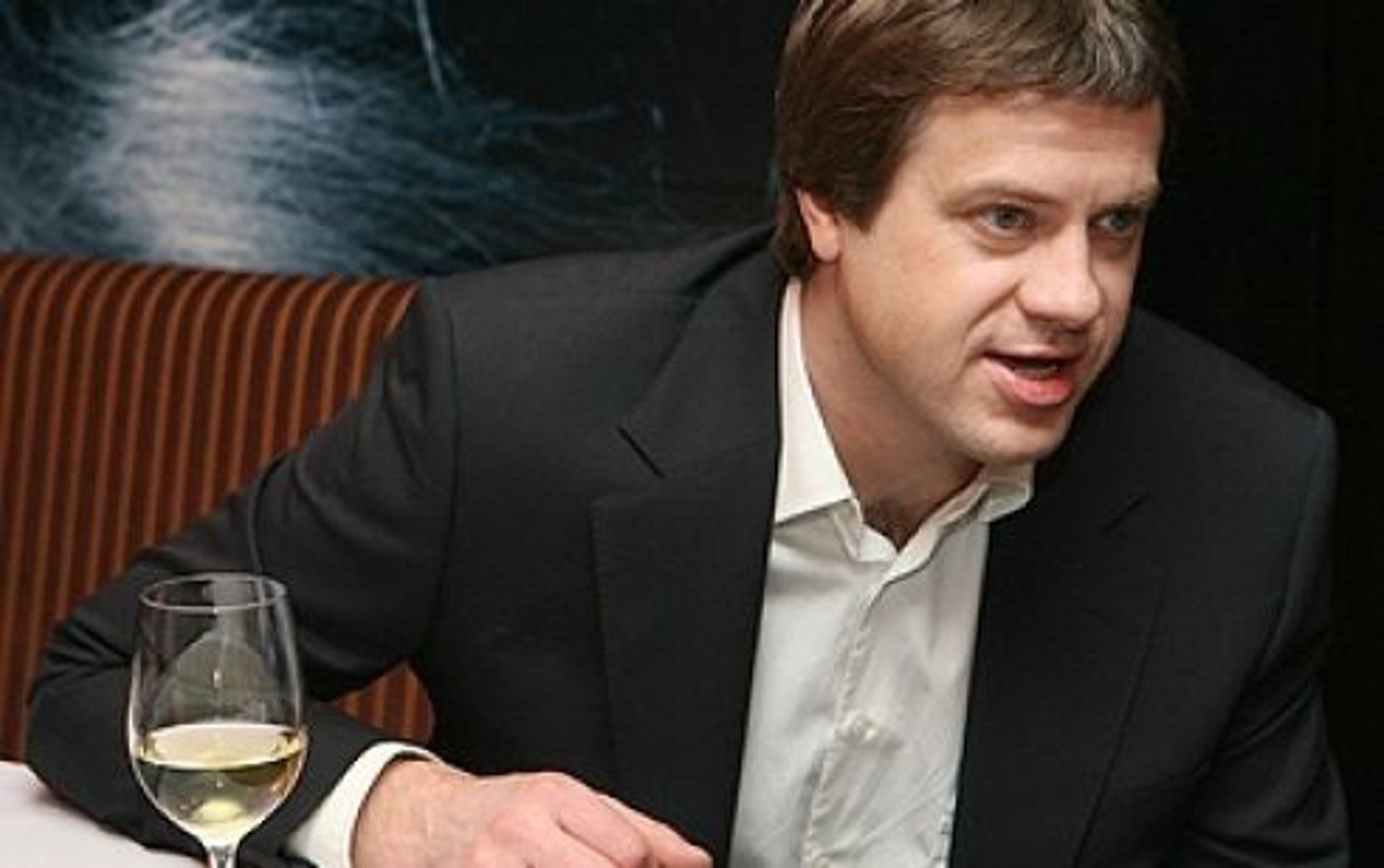 Skandalingas E. Kalėdos romanas „Nemylimi“ taps serialu! - Delfi veidai