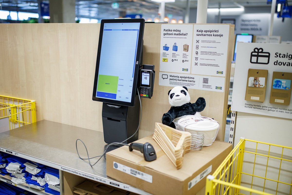 В вильнюсском магазине Ikea появились кассы самообслуживания - Delfi RU