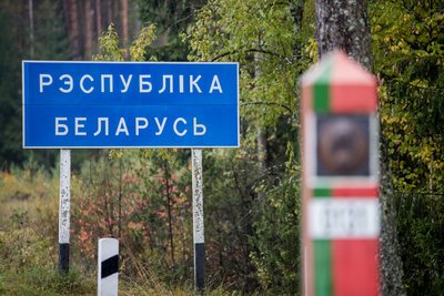 Lietuva uždarys sieną su Baltarusija, sieks naujų sankcijų, kariuomenė numušinės balionus - Delfi
