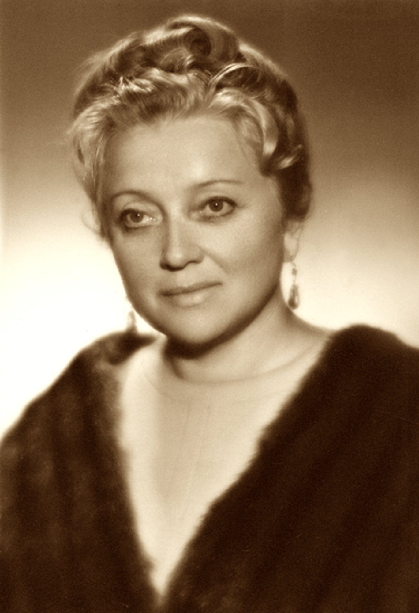 Mirė operos solistė Irena Žukaitė - Delfi veidai