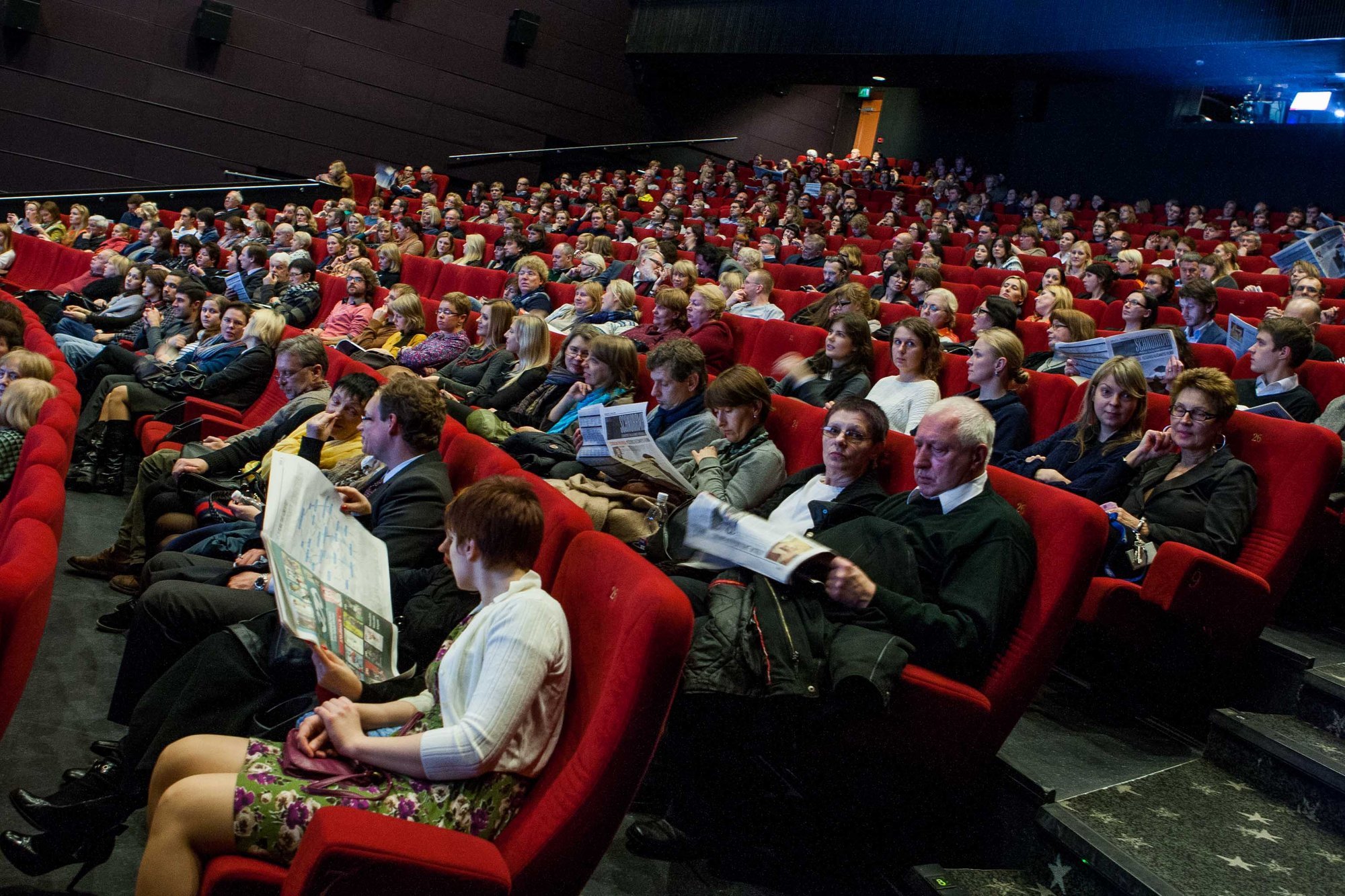 Scanorama: action and redundant special effects-free, but still ...