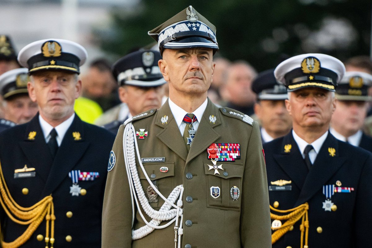 Išskirtinis „Delfi“ interviu: lenkų generolas baksnoja į Vakarų klaidas ...