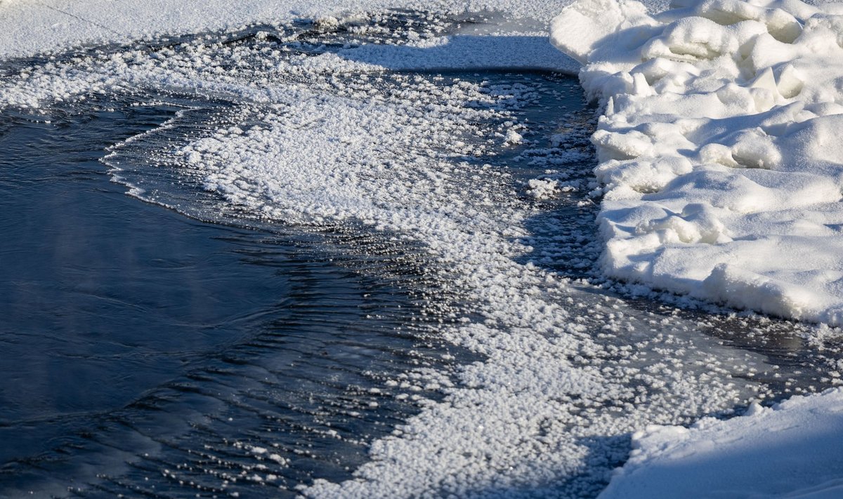 Temperatures fall to -34 degrees in Lithuania’s coldest night - Delfi EN