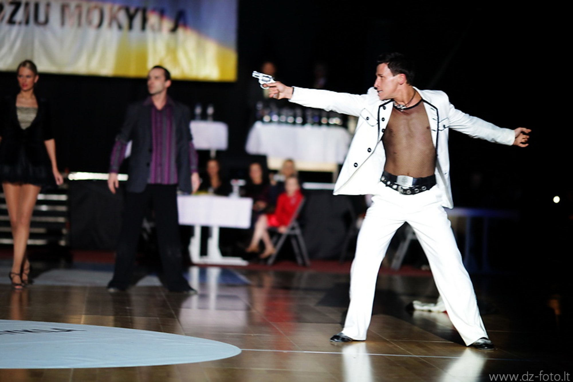 K.Krysko ir S.Skambino „Žvaigždžių mokykla“ siekė rekordo - Delfi veidai