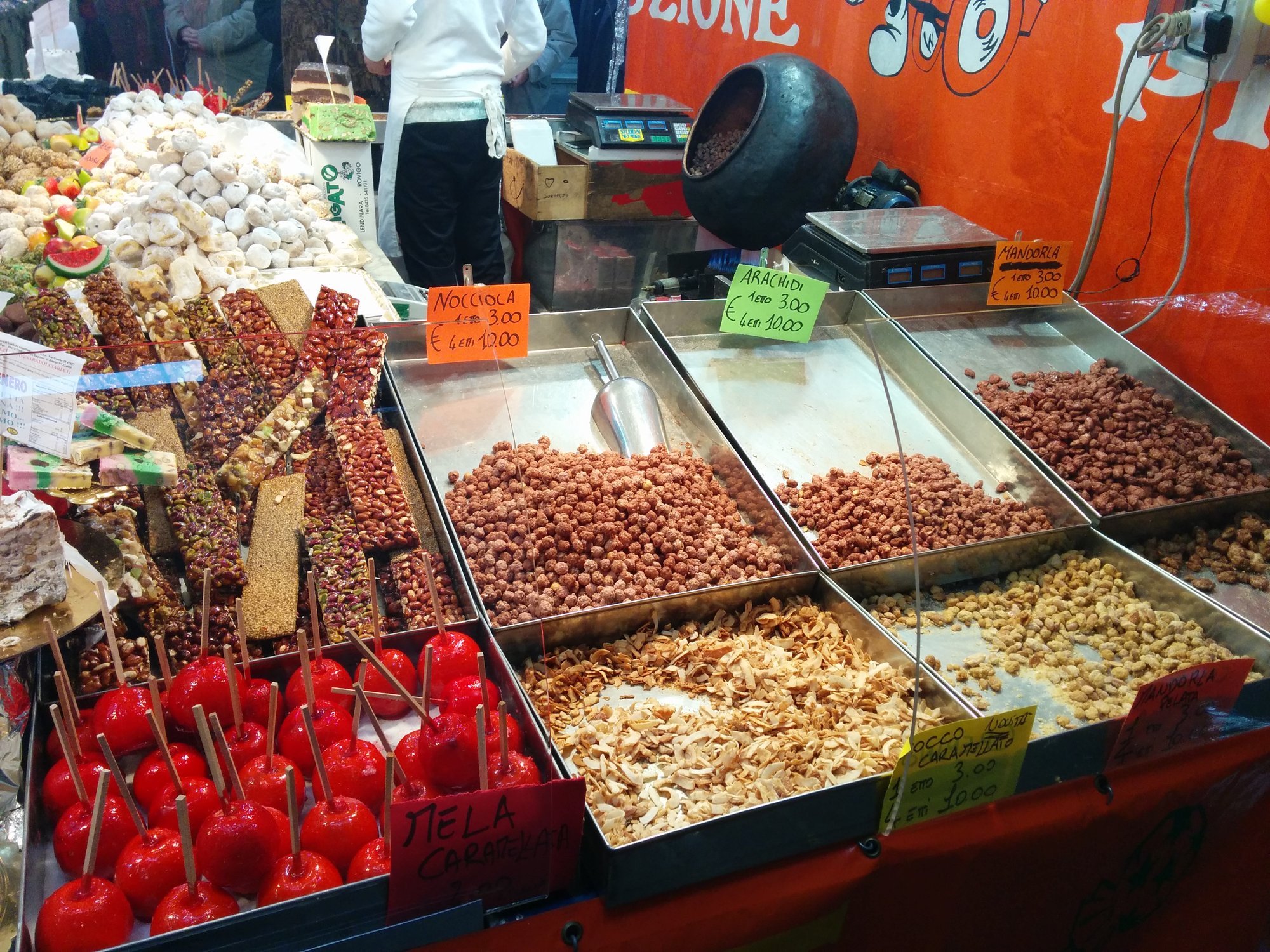 Įamžino Triesto kalėdinės mugės prekystalius: palyginkite kainas ...