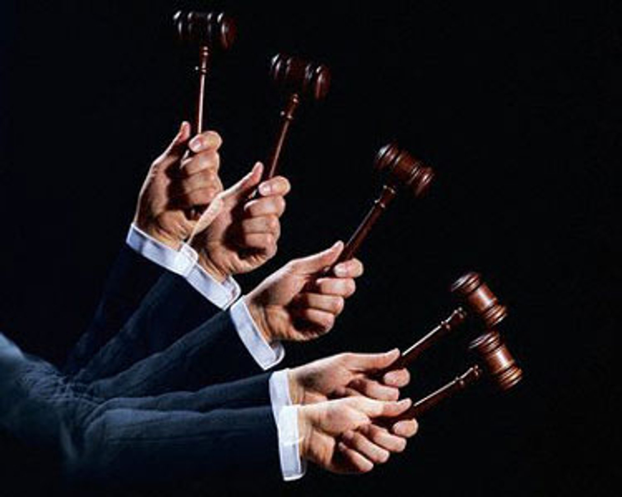 Teismas ėmėsi Kulautuvą sukrėtusios bylos - Delfi