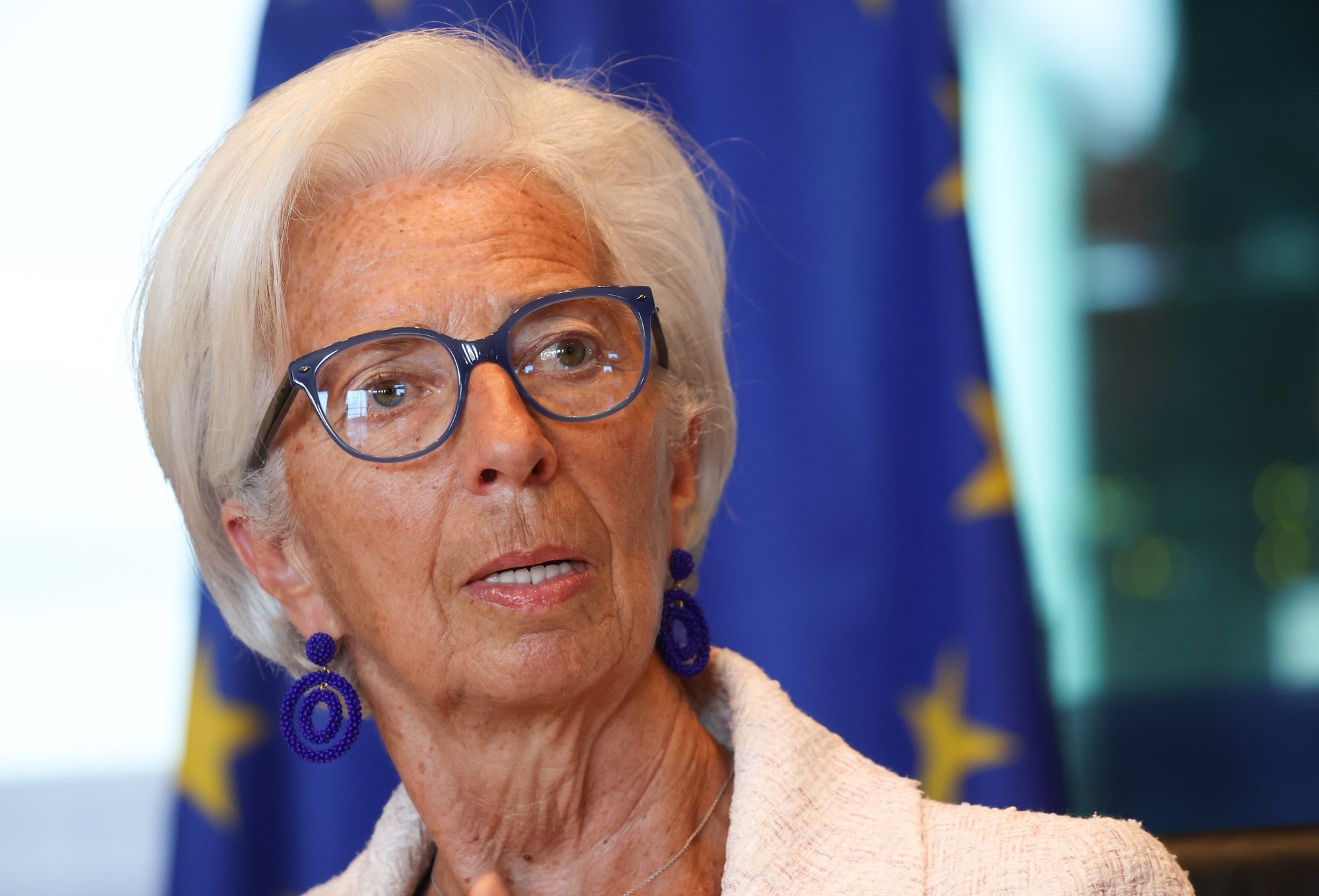Lagarde užsimena apie tolesnį palūkanų normų didinimą - Delfi verslas
