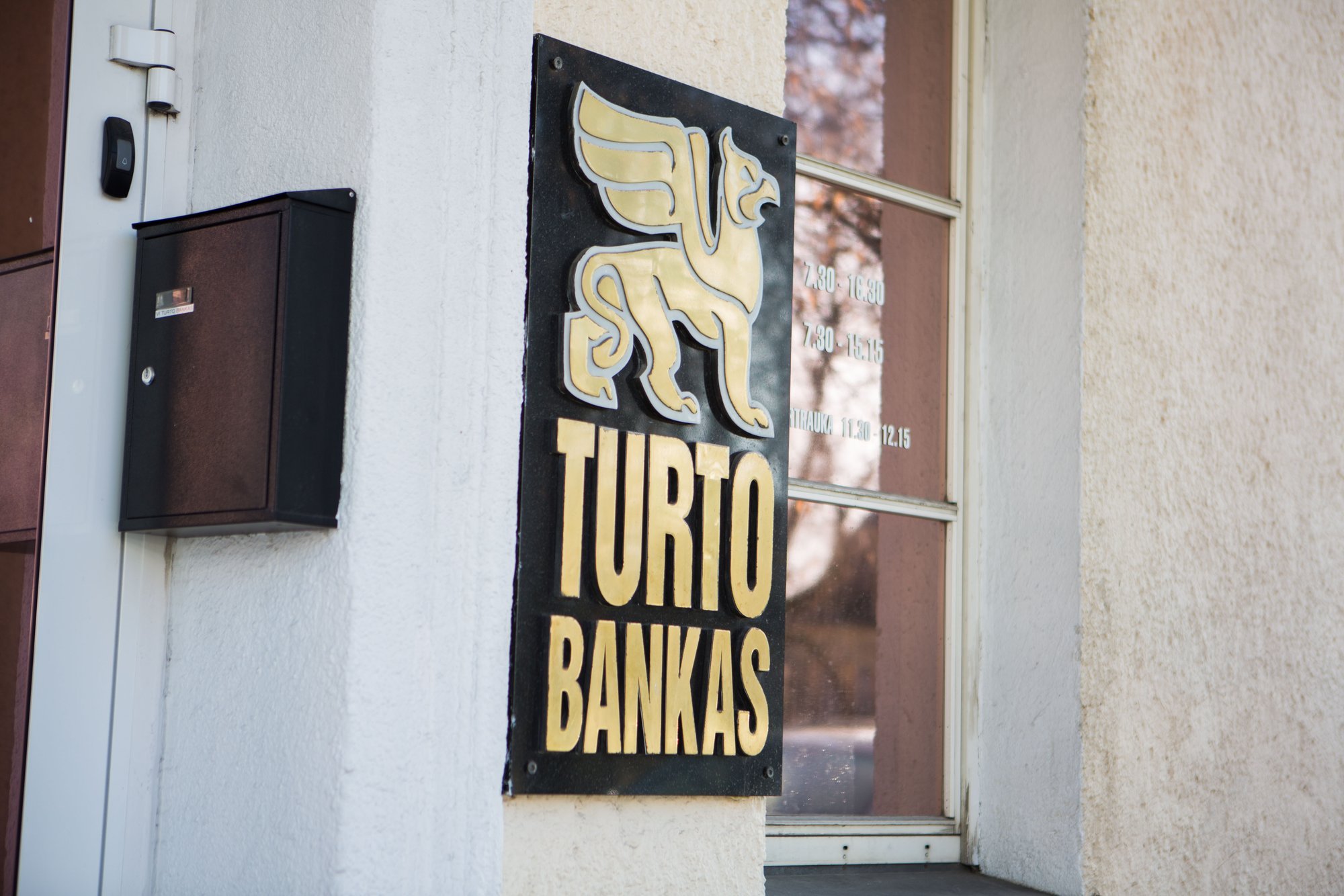 Turto bankas kreipėsi į teisėsaugą dėl įtariamo poveikio aukciono ...