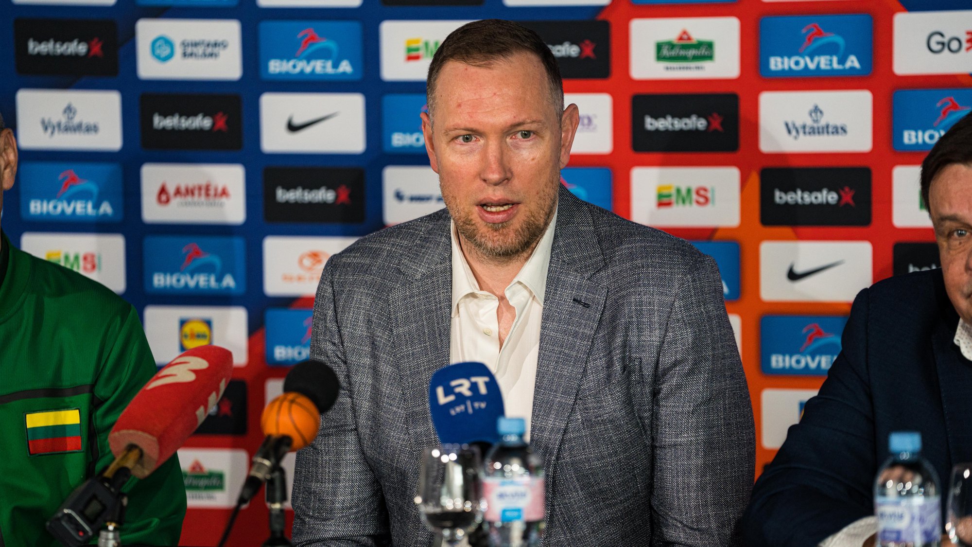 Popo paragintas Songaila – apie „Barcos“ nusivylimą ir tai, kaip ...