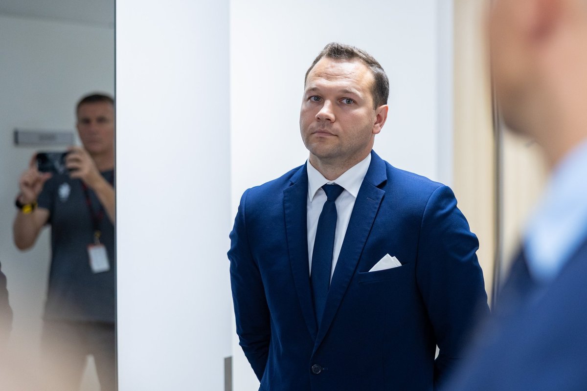 Grikšas pozityviai vertina premjerės sprendimą dėl gynybos pramonės ...